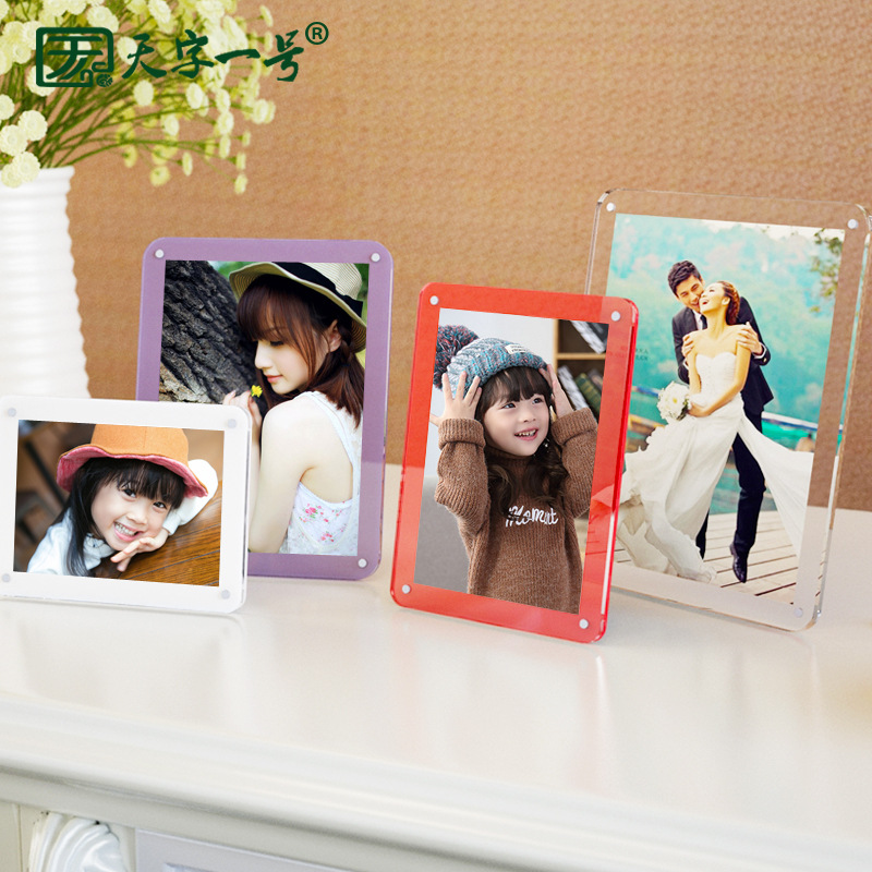 Acrylic Frames vs. Traditional Frames: Making the Right Choice for Your ...