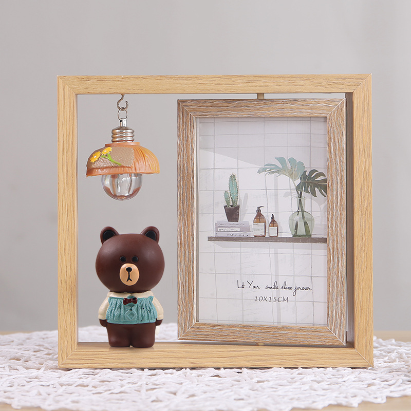 Double-sided rotating wooden photo frame
