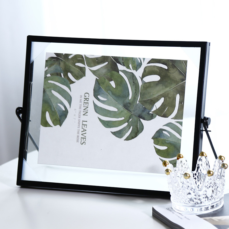 Small metal picture frame